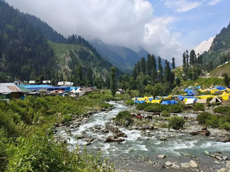 Shri Amarnath Cave Temple Guide 2025: Know its History, Story & Location