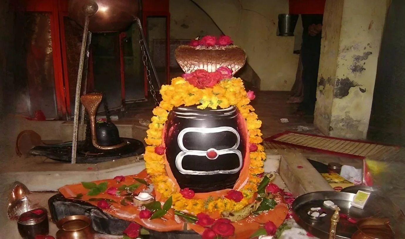 Ramanathaswamy Temple in Rameshwaram: Timings, VIP Darshan Tickets ...